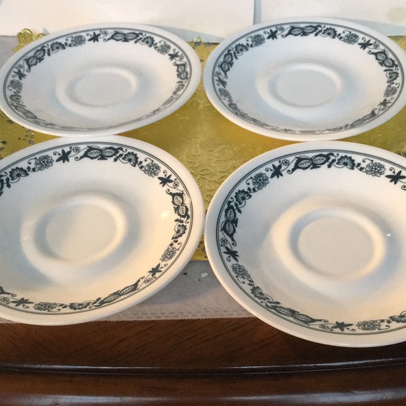 Corelle | Dining | Vintage Corelle Old Towne Blue Onion Pattern 4 ...